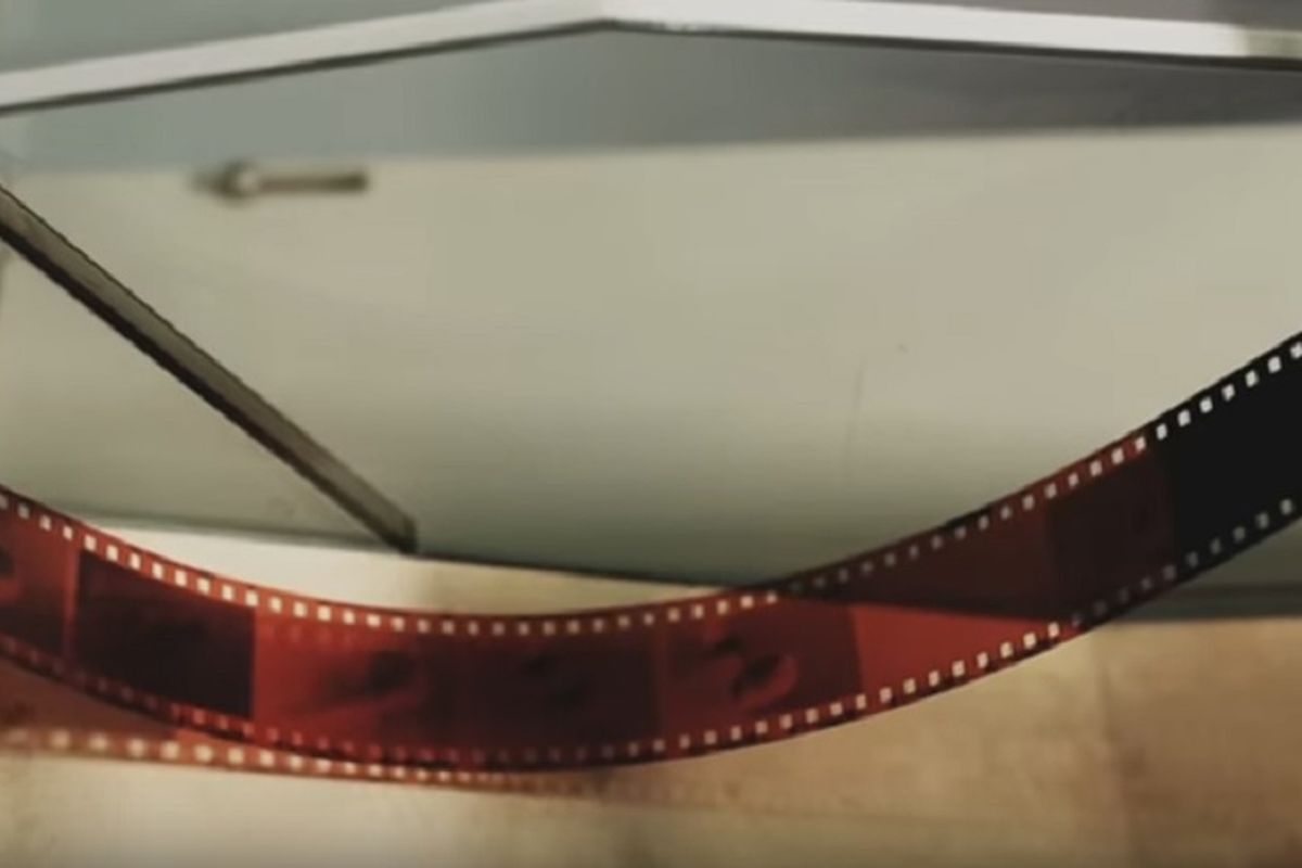 Video: Melihat Proses Cuci "Roll Film" di Jakarta