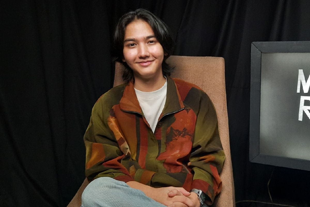 Ari Irham Tampil Beda di Film Jagat Arwah