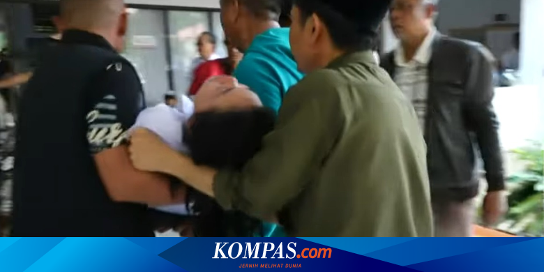 Kronologi Siswa TK hingga SMK di Bandung Barat Keracunan MBG, GOR Sampai Penuh