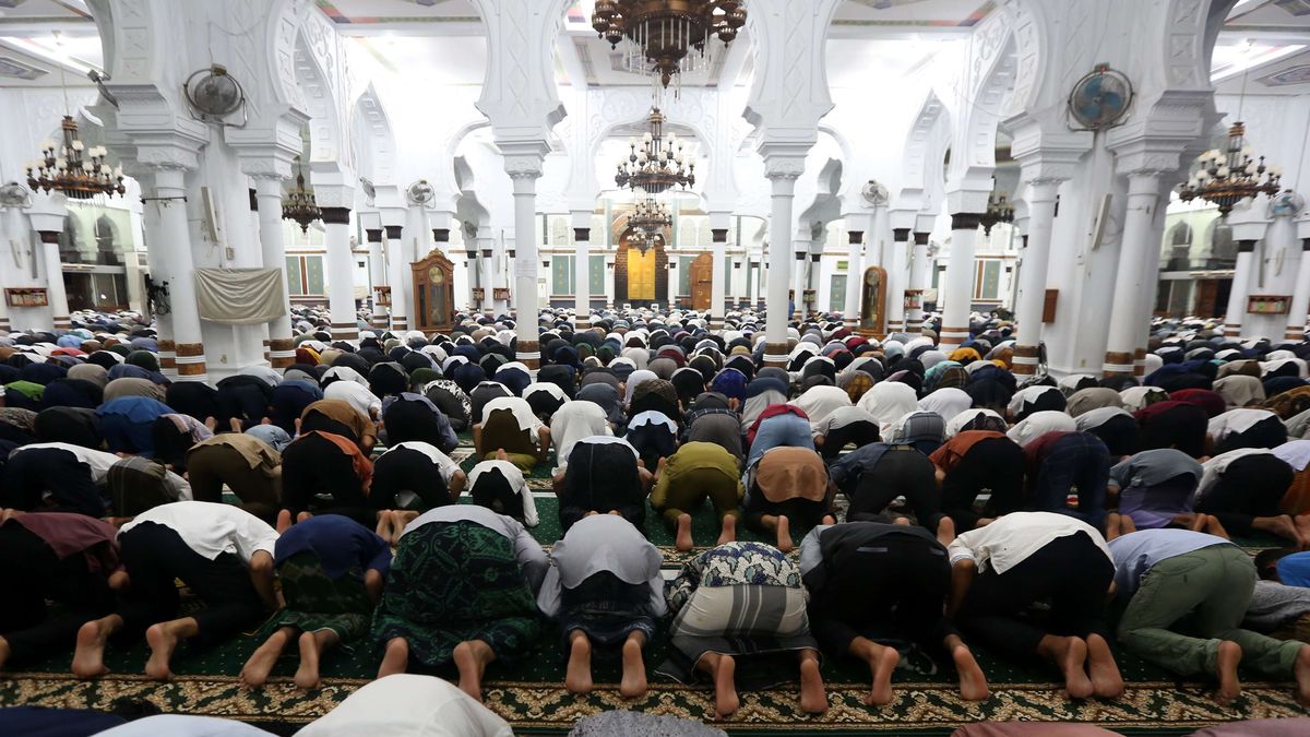 Ramadhan: Antara Syiar yang Ramai atau Khusuk yang Hening