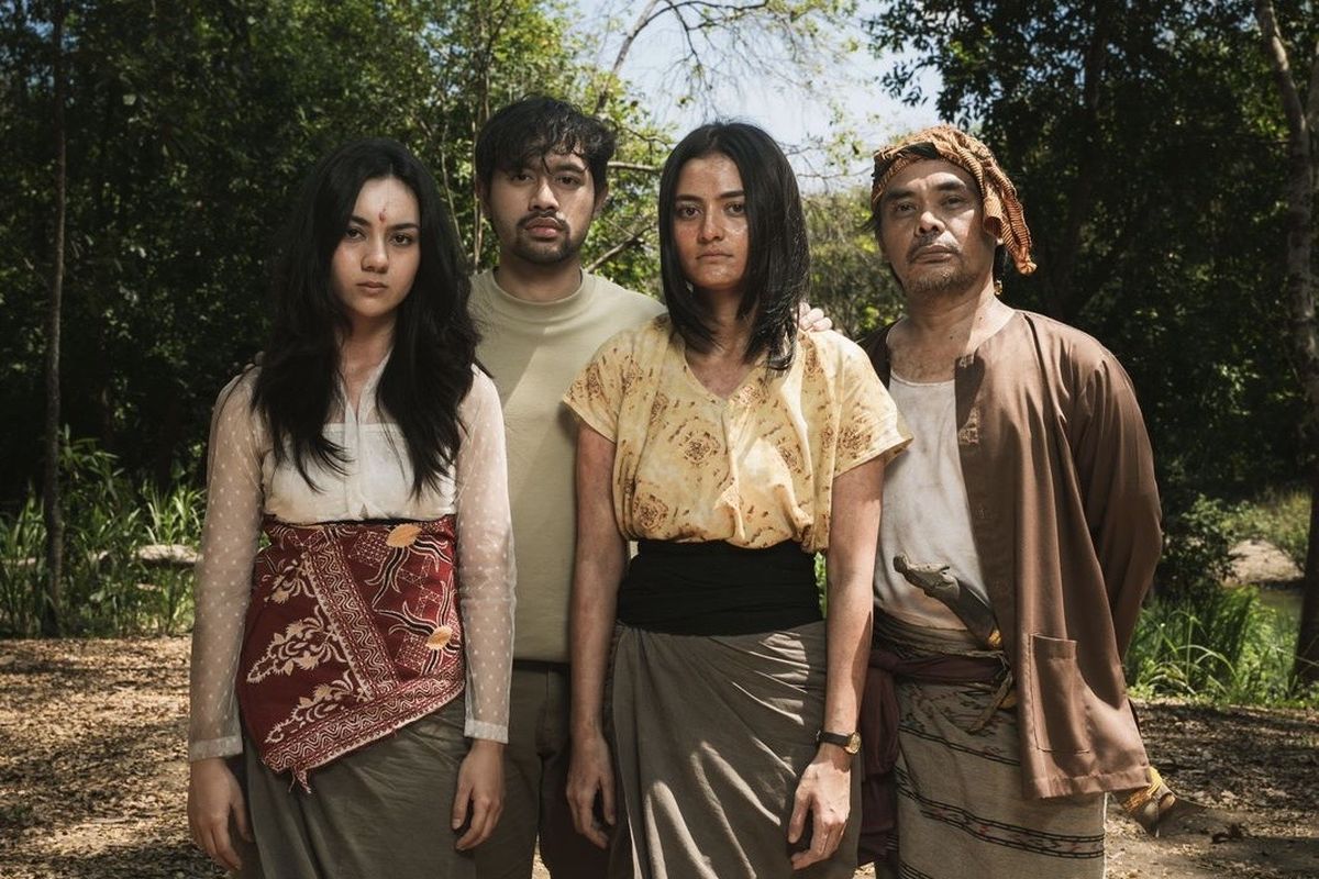 Dibintangi Atiqah Hasiholan, Film Kampung Jabang Mayit Siap Tayang di ...