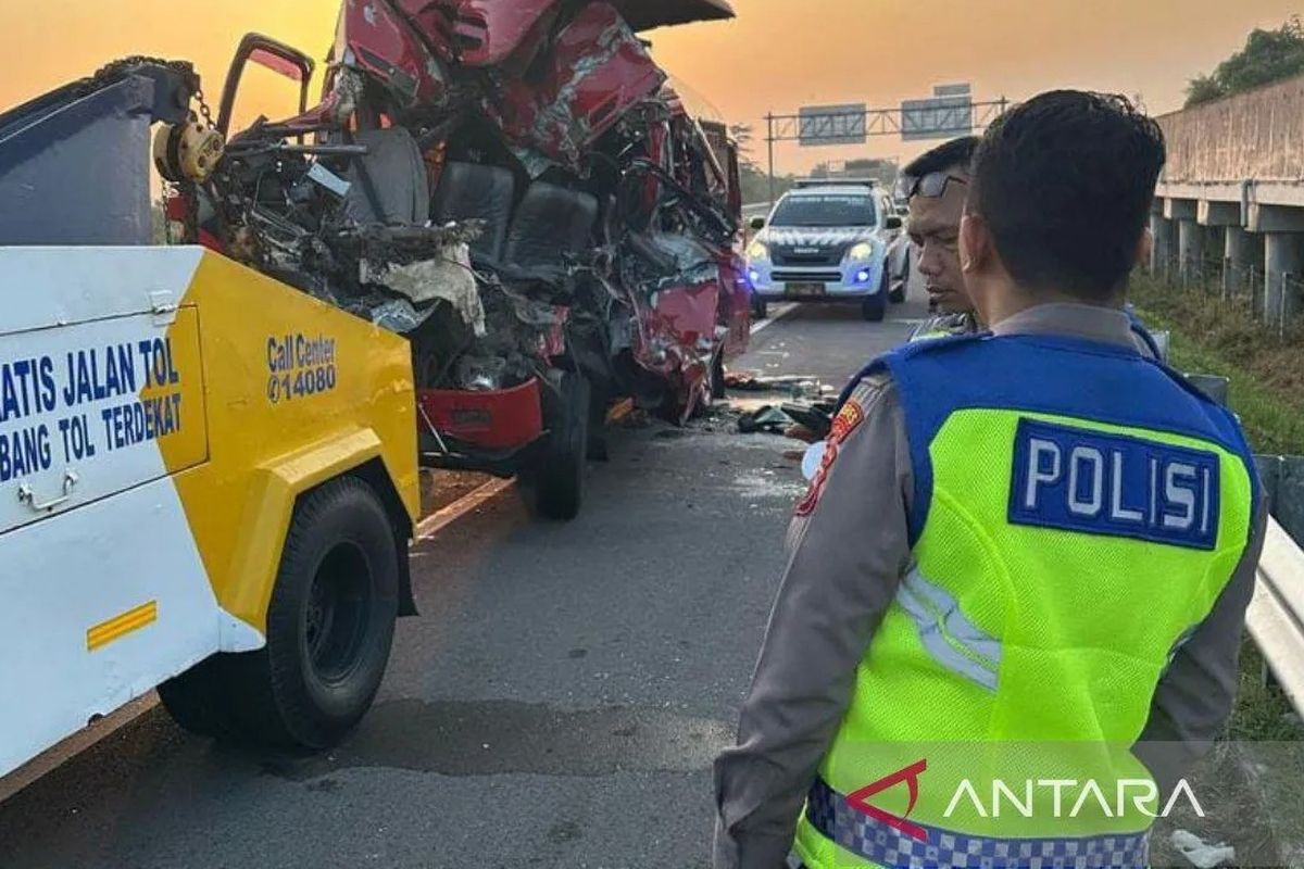 Kecelakaan Maut di Tol Boyolali Tewaskan 6 Orang, Ini Daftar Korban