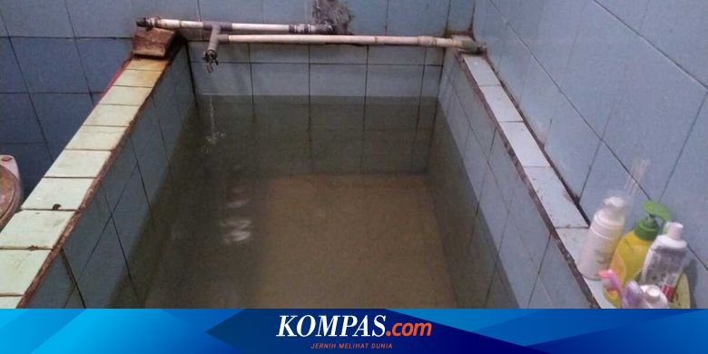Warga Palembang Keluhkan Air PDAM Keruh Berwarna Coklat