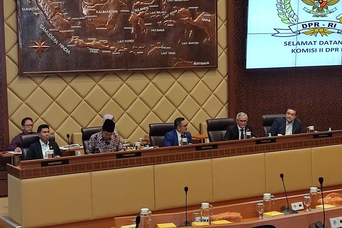 Kader Nasdem Pimpin Komisi II DPR, Aria Bima-Dede Yusuf Jadi Wakil Ketua