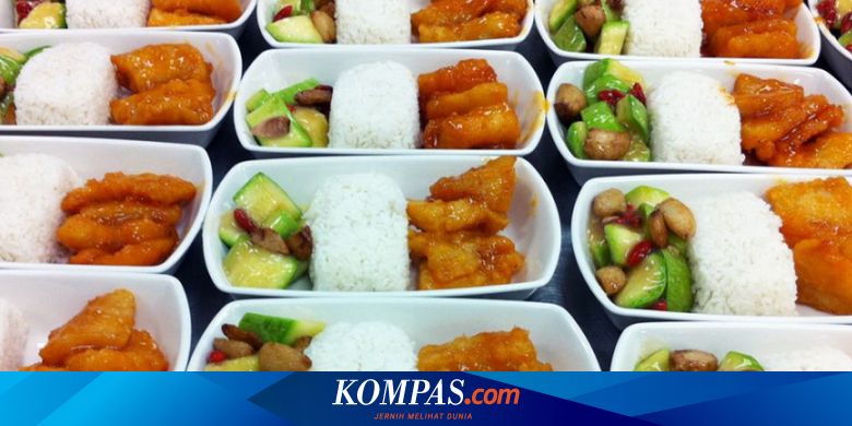 Tips Memilih Makanan di Pesawat