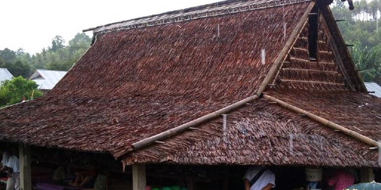 Berita Harian Makna Filosofi Rumah Adat Hibualamo Terbaru Hari Ini ...
