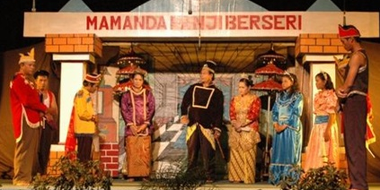Ciri-ciri Teater Tradisional dan Jenisnya