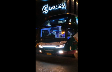 Lorena Bus Logo