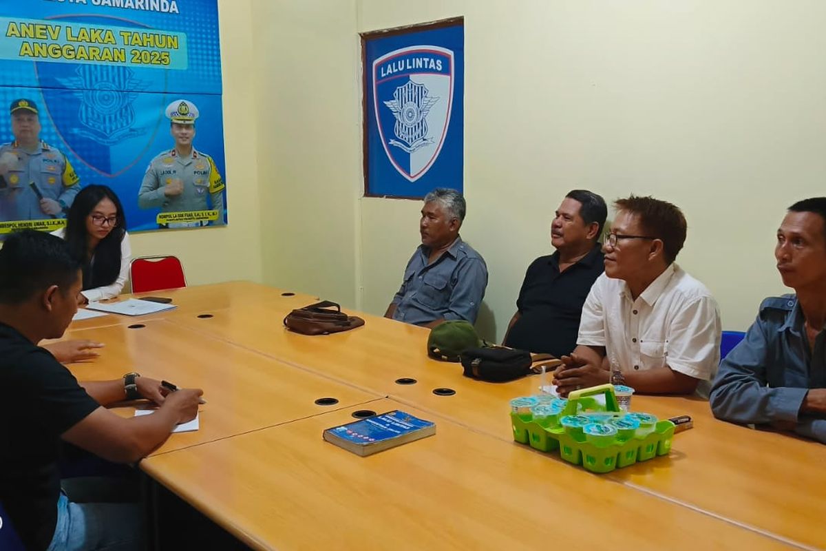 Mobil Strada Tabrak 24 Sepeda Motor di Samarinda, Kerugiannya Capai ...