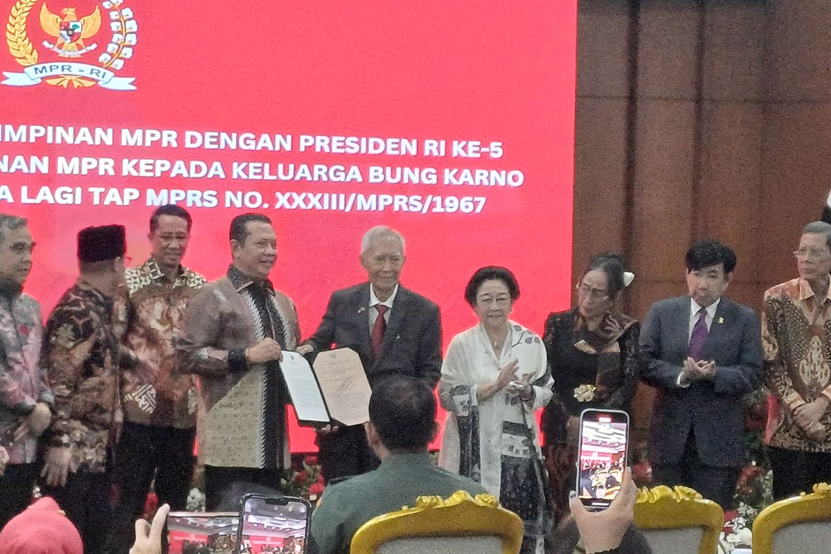 TAP MPR 33 Tahun 1967 Resmi Dicabut, Tuduhan Soekarno Berkhianat dan ...