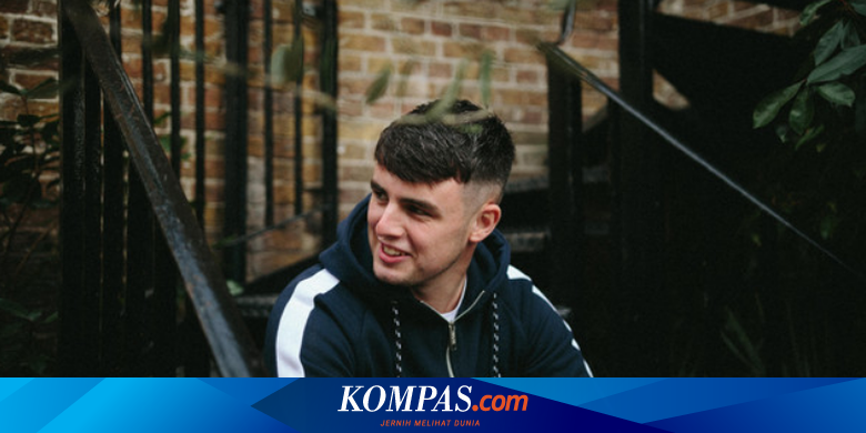 Lirik Lagu Get Out My Head, Singel Debut Shane Codd