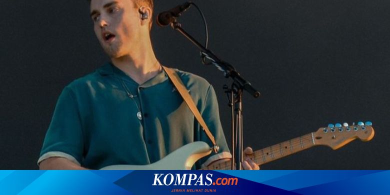 Lirik dan Chord Lagu Mantra - Sam Fender