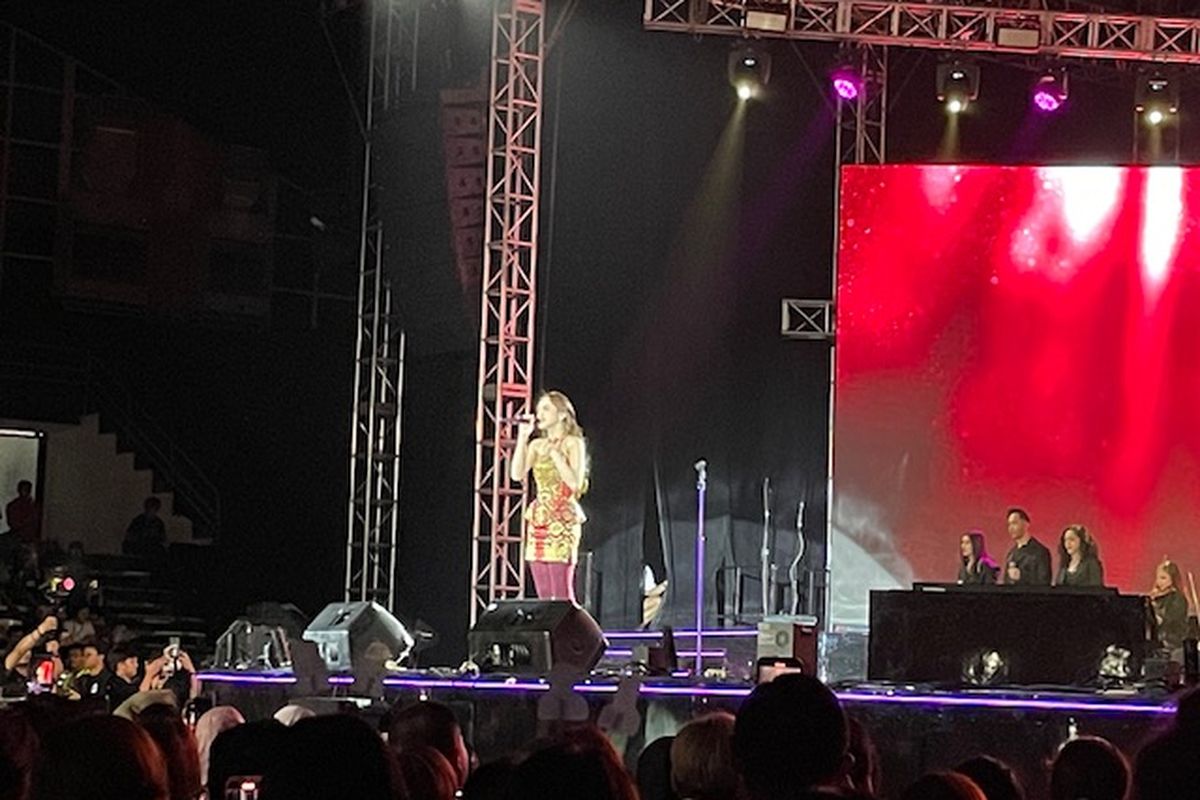 Sapa Penonton Konser Fabula, Mahalini: Ada yang Beli Tiket di Calo?