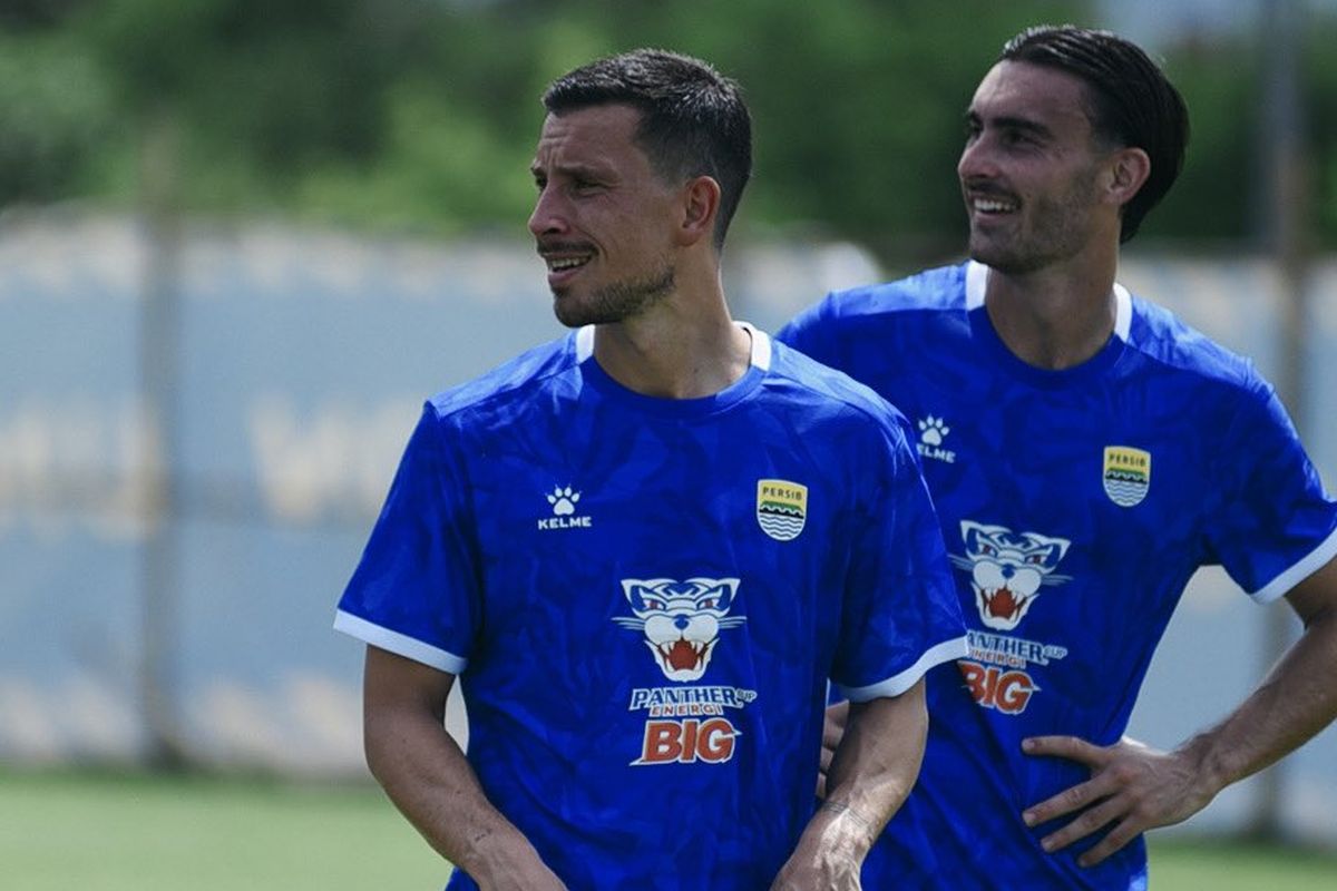 Kata-kata Thom Haye dan Eliano Reijnders Usai Jalani Latihan Perdana di Persib Bandung