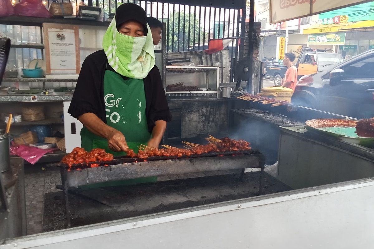 Sate Rembige, Kelezatan Bumbu yang Khas Konsisten Manjakan Lidah Pengunjung