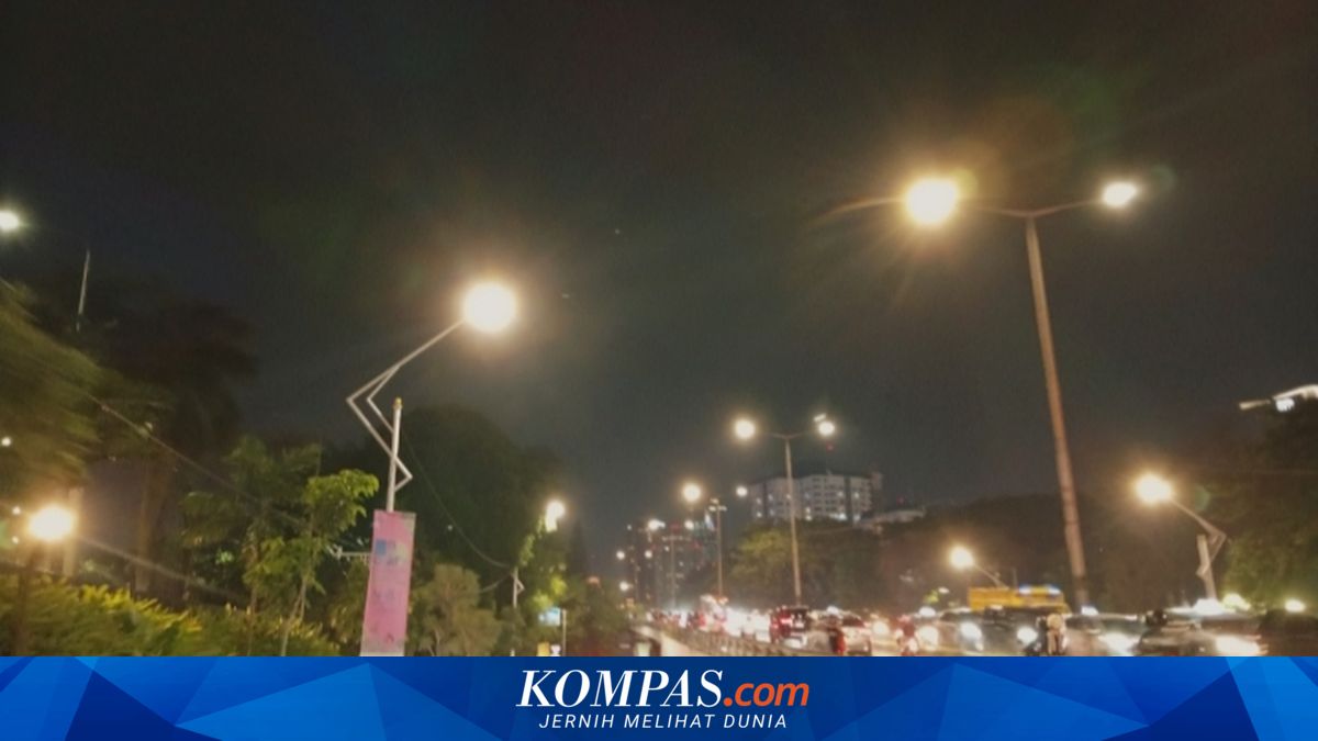 Bendera Partai di Sepanjang Flyover Ladokgi Sudah Dicopot