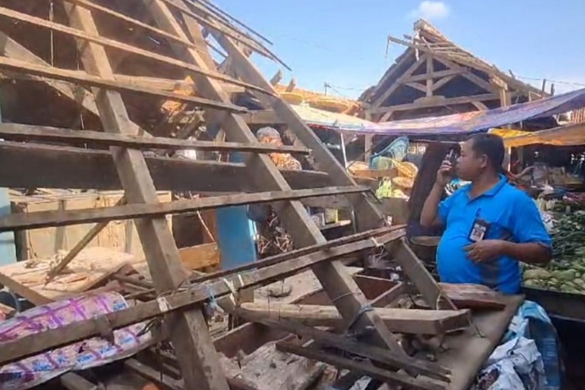 Pedagang Pasar Jatibarang Brebes Berulang Kali Minta Perbaikan Sebelum ...