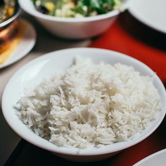 Bolehkah Menyimpan Sisa Nasi di Kulkas? Ini Hal yang Perlu Diketahui