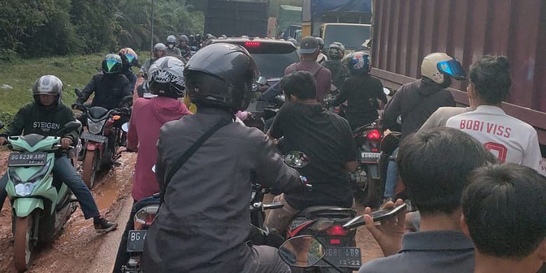Berita Harian Macet Palembang Betung Terbaru Hari Ini - Kompas.com