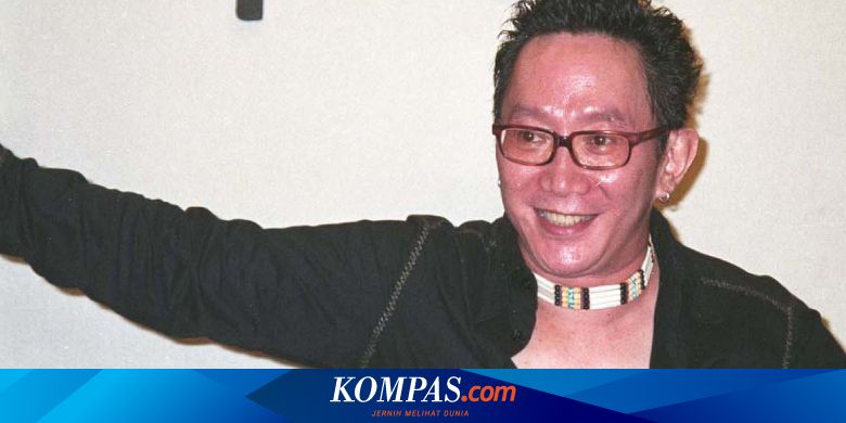 4 Fakta Robby Tumewu, Perancang Busana hingga Lenong Rumpi