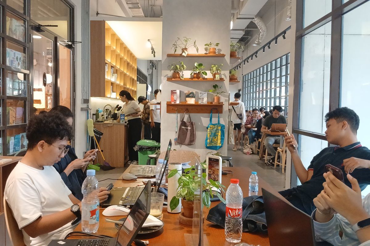 Gramedia Jalma, Tempat Belanja Buku Sekaligus Ngopi Kekinian