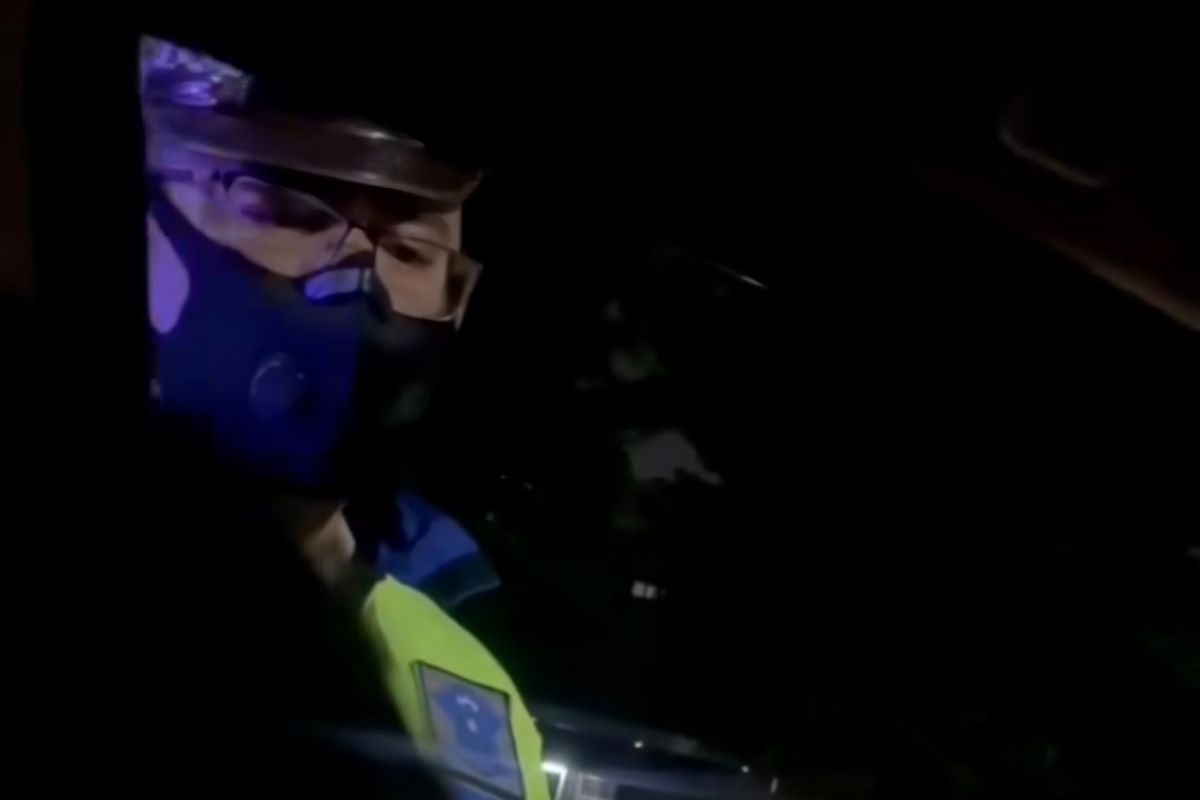 Rangkuman Kasus Video Viral Polisi Minta SIM Jakarta, Pengemudi Diminta ...