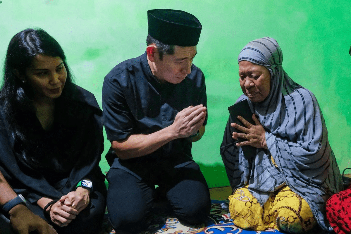 Bos Grab Anthony Tan ke Makassar, Temui Keluarga Driver Ojol yang Tewas ...