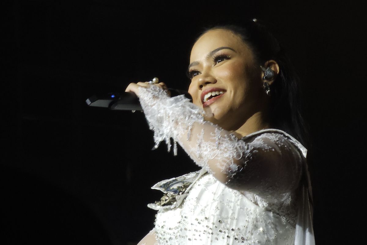 Peringati Hari Bahasa Isyarat, Yura Yunita hingga Barasuara Rilis Karya ...