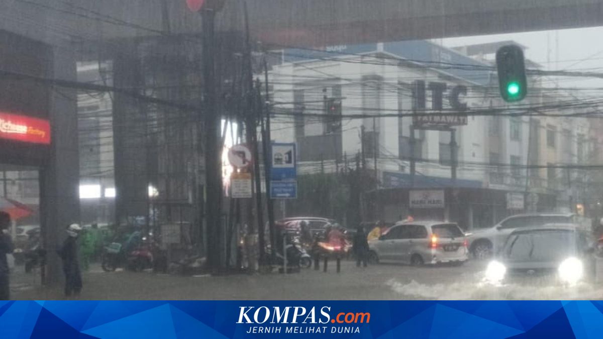 Lampu Merah ITC Fatmawati Cipete Banjir Sore Ini, Lalu Lintas Macet