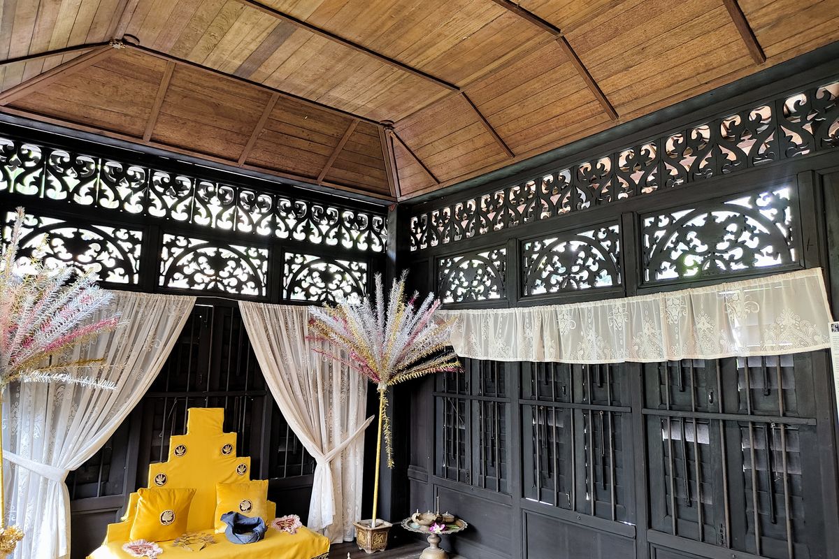 Arti Ukiran Motif Bunga di Rumah Tradisional Malaysia, Bukan Sekedar Hiasan