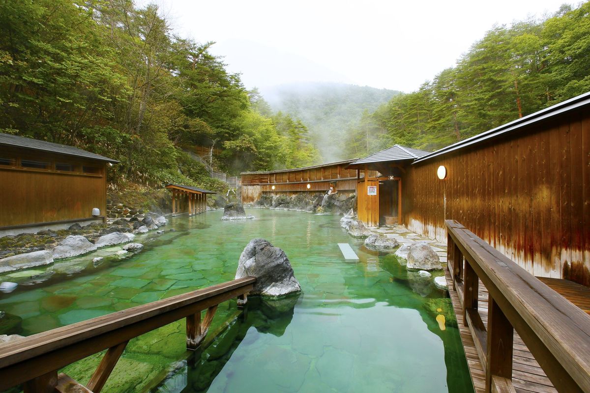 3 Kota Onsen Paling Terkenal di Jepang, Pas untuk Healing Saat Musim Gugur