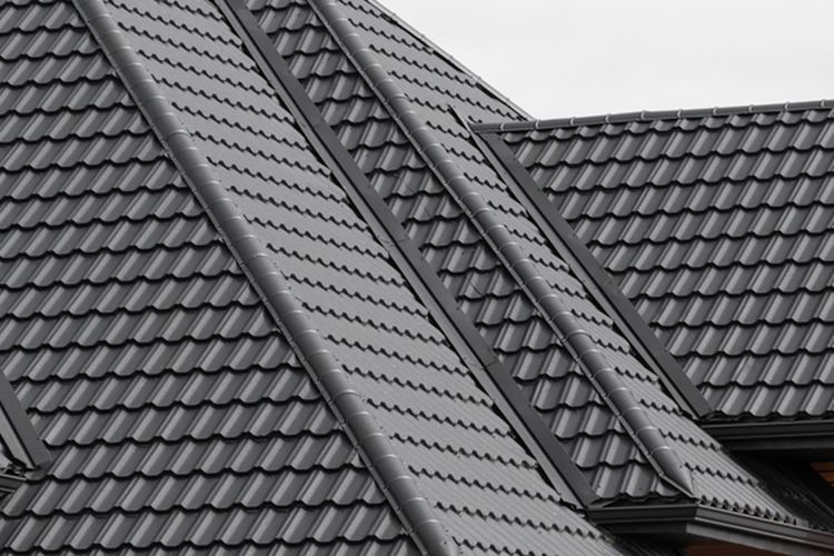 7 Cara Mencegah Atap Rumah Bocor