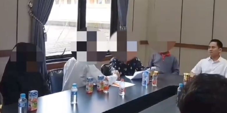 Berita Terkini Harian Menikah Di Kantor Polisi Terbaru Hari Ini - Kompas.com