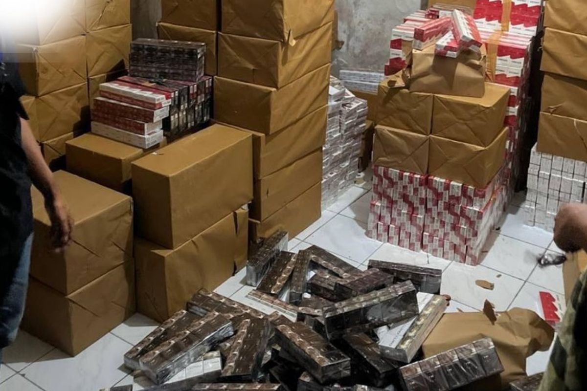 Bea Cukai Sita 658. 840 Batang Rokok Ilegal yang Hendak Diedarkan di Bali