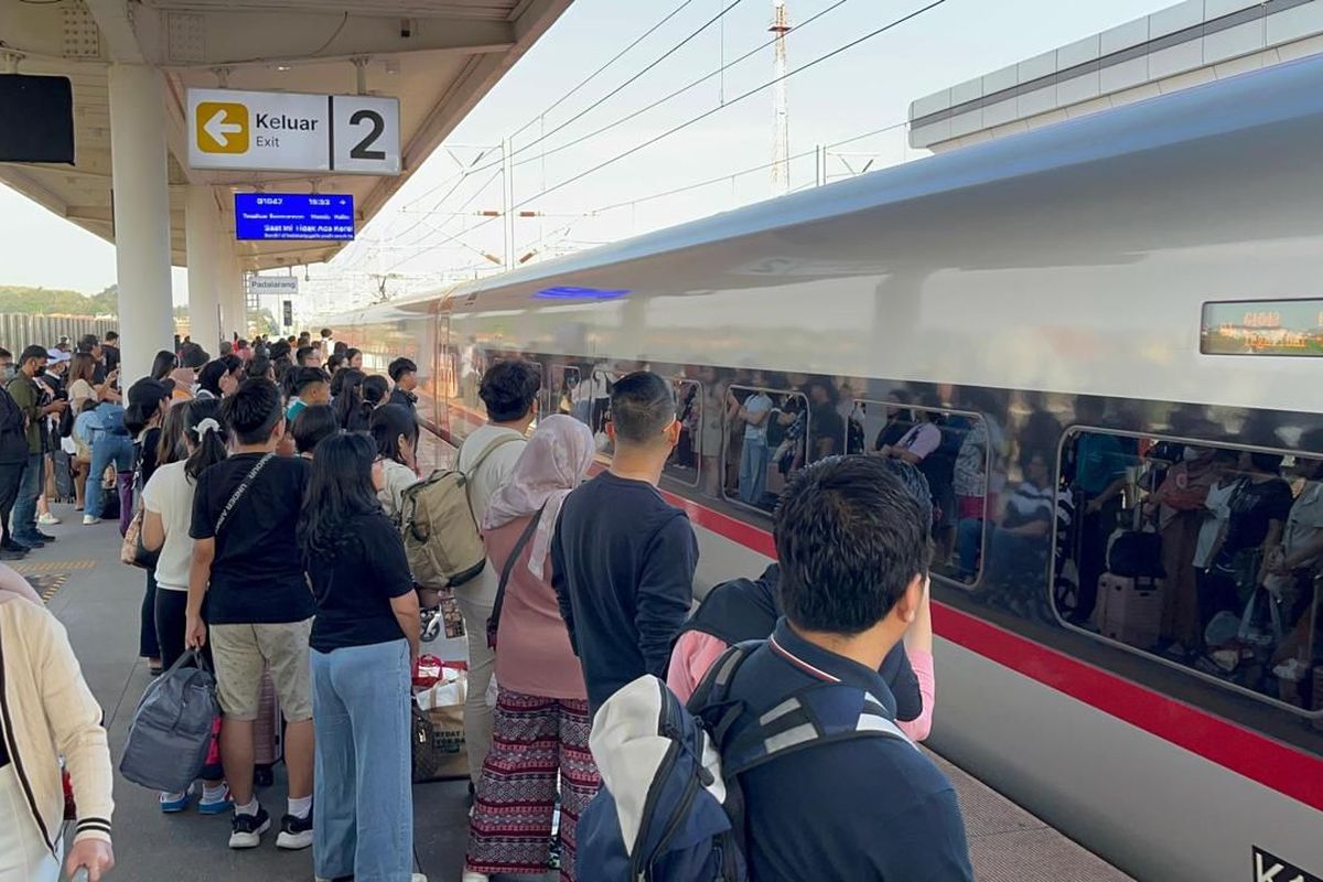 Arus Balik Libur Panjang, Jumlah Penumpang Whoosh Diprediksi 21.000 Orang