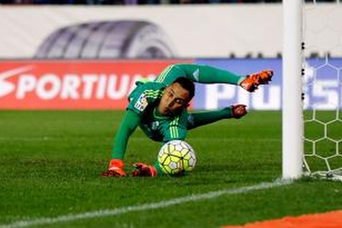 Keylor Navas, dari Striker Menjadi Kiper Tangguh