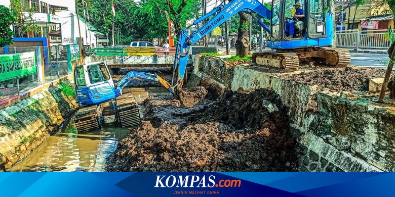 Antisipasi Banjir, Pemkot Jaksel Buat Sumur Resapan dan Grebek Lumpur
