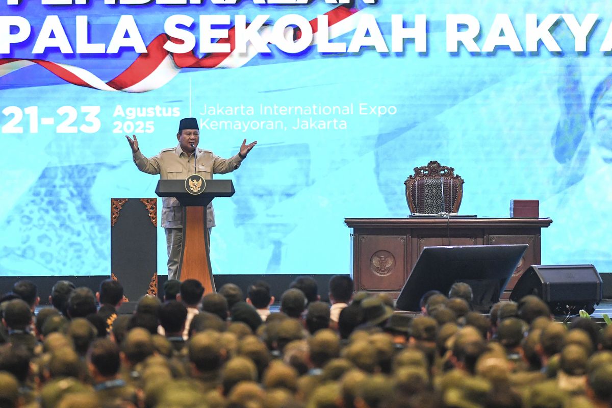 Prabowo Minta Guru Sekolah Rakyat Buat Siswa Gembira dan Punya Harapan