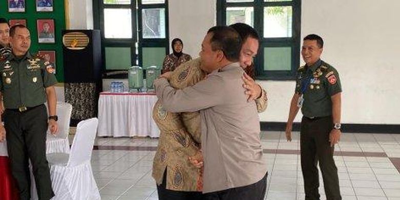 Berita Harian Momen Mesra Hendi Dan Ahmad Luthfi Terbaru Hari Ini ... Berita Harian Momen Mesra Hendi Dan Ahmad Luthfi Terbaru Hari Ini ...