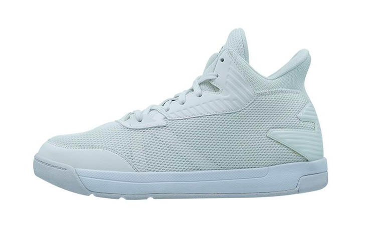 10 Merek Sepatu Lokal Terbaik dan Berkualitas