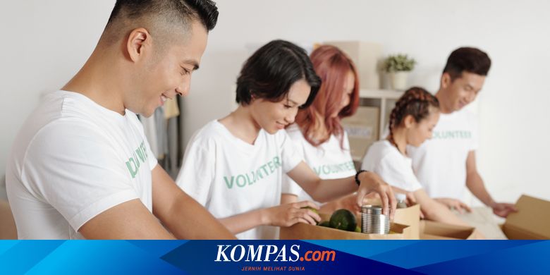 Berbagi dengan Sesama Bikin Hidup Lebih Bahagia? Ini Kata Psikolog