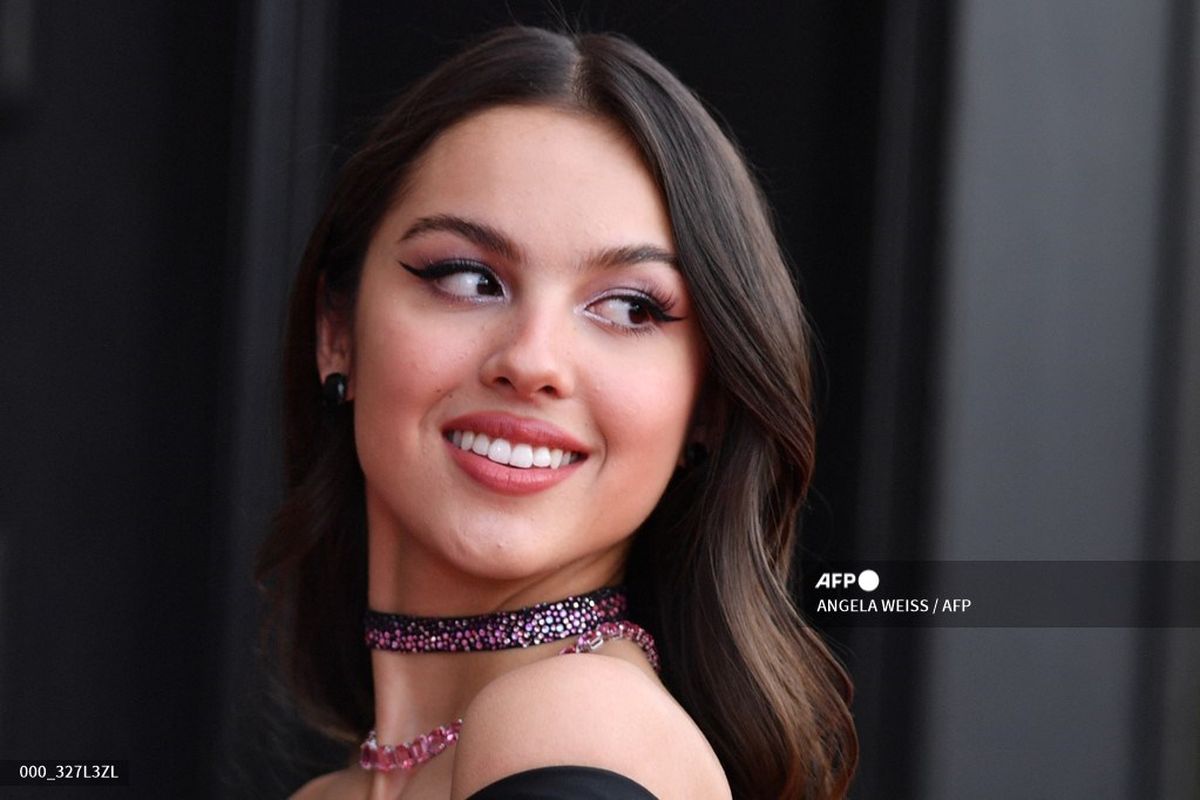 Olivia Rodrigo Ungkap Telinga Kirinya Tuli 60 Persen