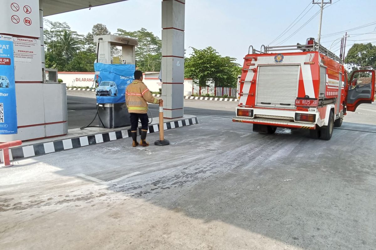 Viral, Video Kebakaran di SPBU Temanggung, Diduga Dipicu Api dari Motor