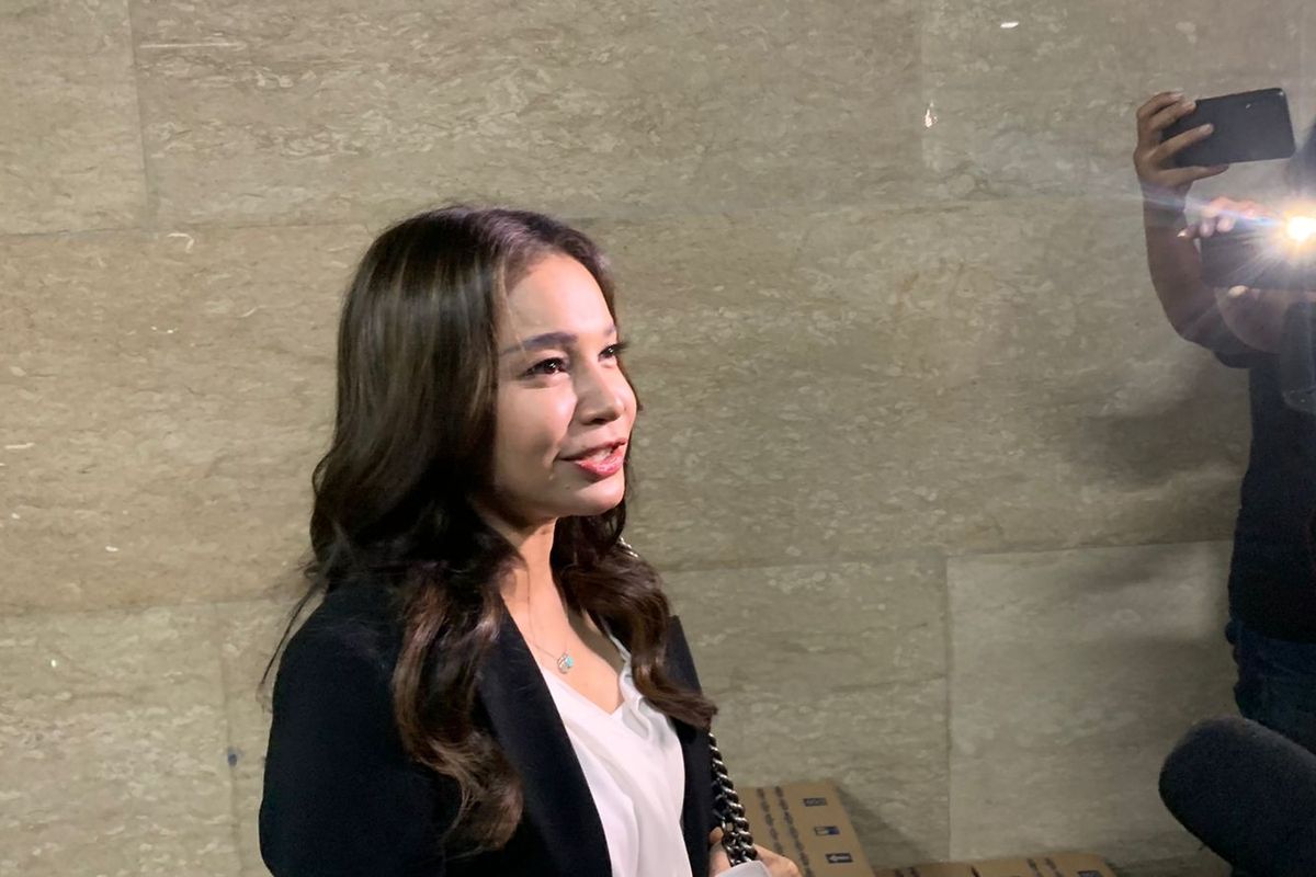 Gara-gara Terseret Kasus DNA Pro, Rossa Jadi Hati-hati Terima Kerjaan