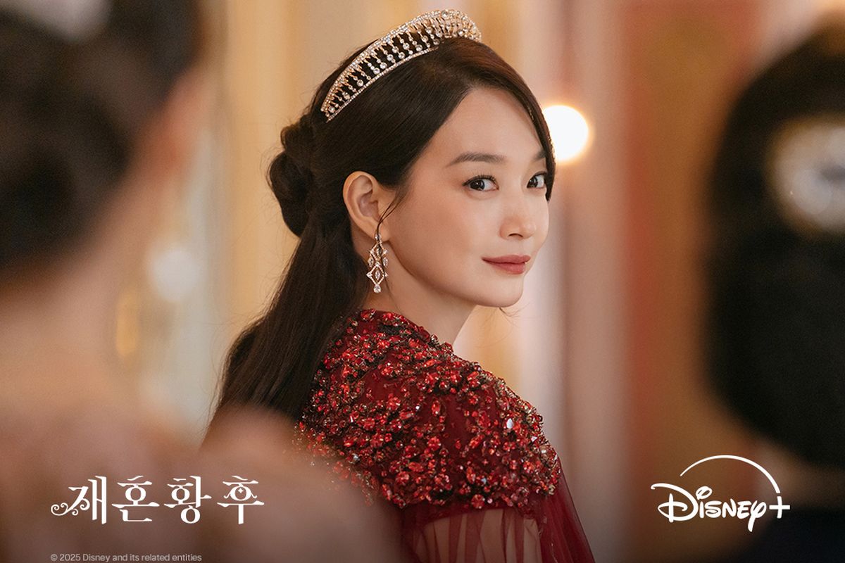 Shin Min Ah dan Kim Woo Bin Umumkan Pernikahan Setelah 10 Tahun Berpacaran
