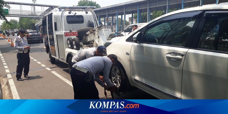 Begini Cara Mengurus Mobil yang Diderek Dishub