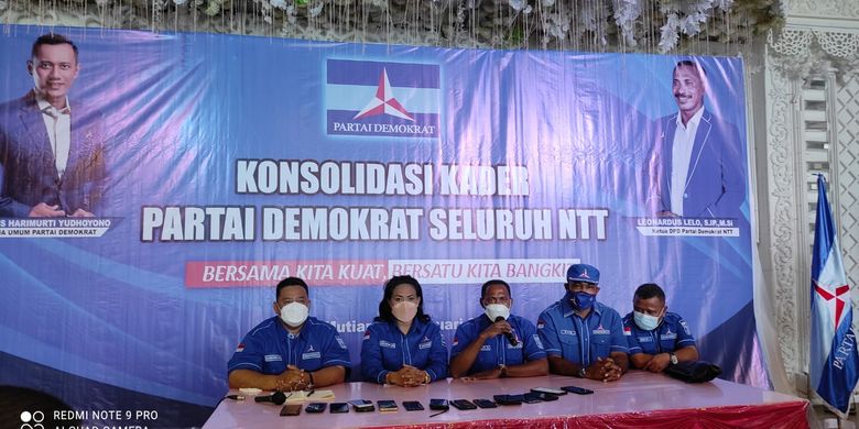 Berita Harian Pembakaran-atribut-partai-demokrat Terbaru Hari Ini ...