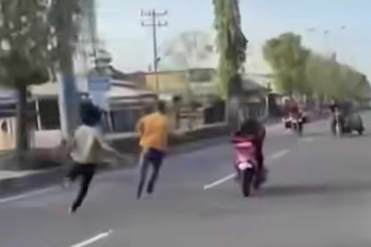 Viral Aksi Polisi Bawa Pistol Kejar-kejaran dengan Bandar Sabu di ...