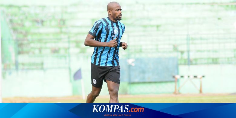 Greg Nwokolo Vakum Setahun Lebih, Pastikan Fisik Prima untuk Arema FC