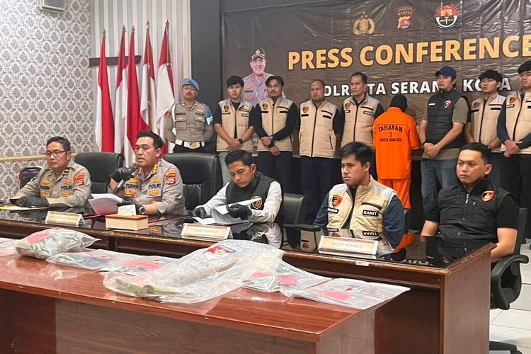 Foto : Suami Siapkan Karung dan Tali Sebelum Bunuh Istri di Serang ...